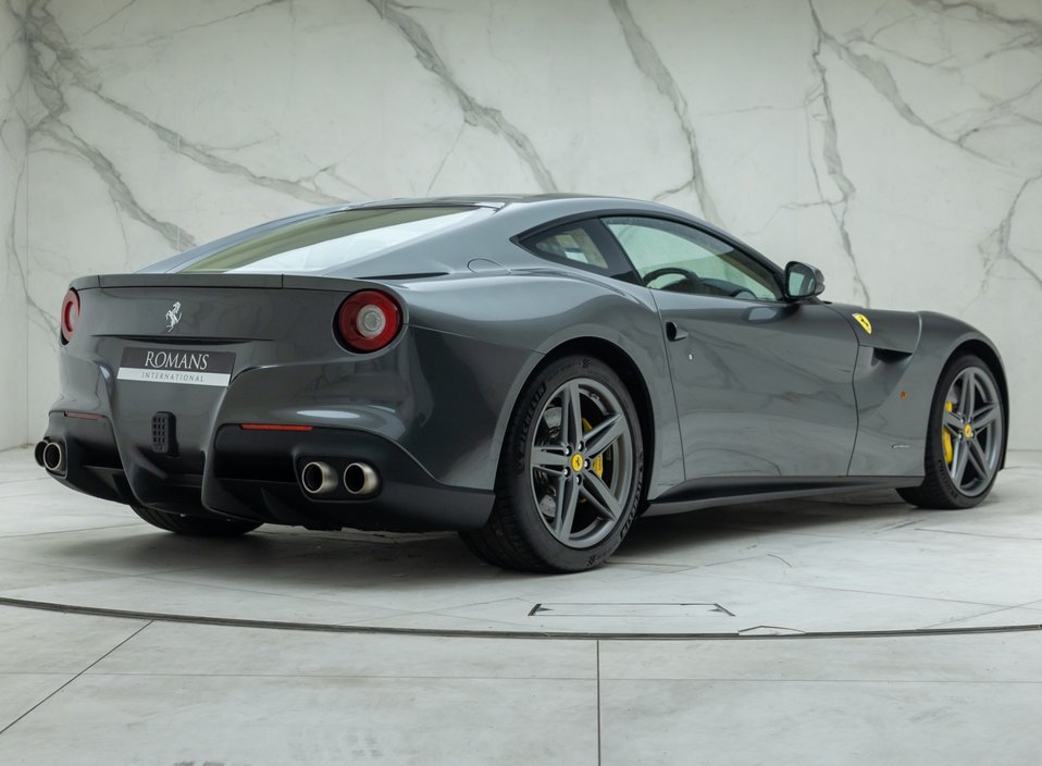 Used Ferrari F12 Berlinetta for sale | Grigio Silverstone