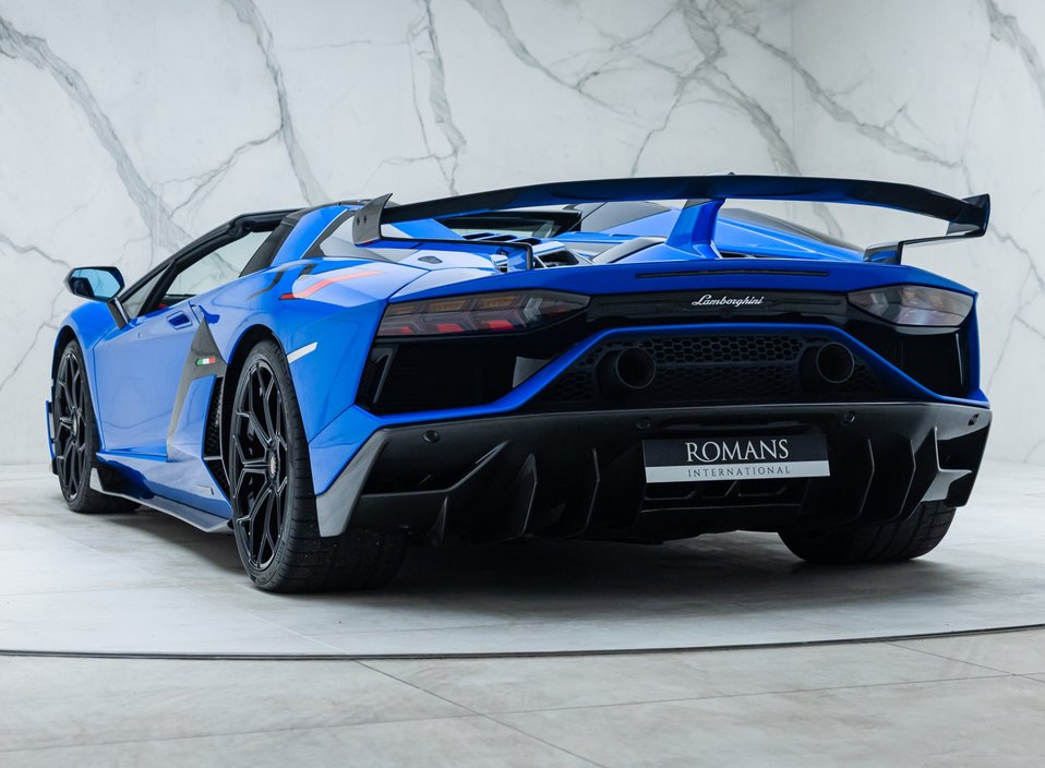 Used Lamborghini Aventador SVJ LP 770-4 ROADSTER for sale | Blu Nila