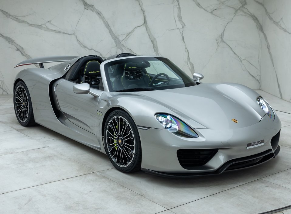 Used Porsche 918 Spyder for sale | Platinum Silver Metallic