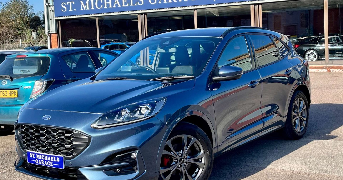 Used 2023 Ford Kuga 2.5 Kuga ST-Line Edition HEV CVT 5dr for sale | St ...