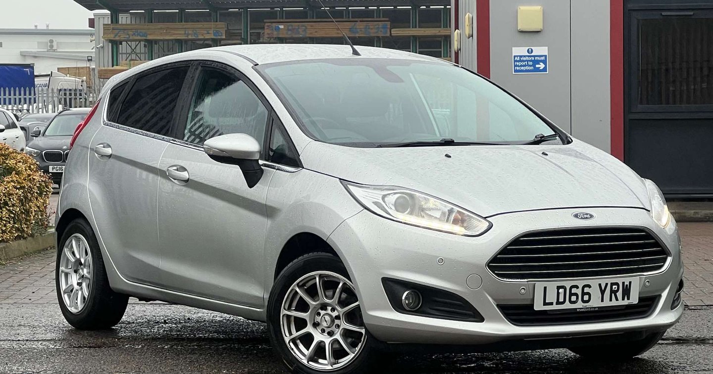 Used 2016 Ford Fiesta 1.0T EcoBoost Titanium Hatchback 5dr Petrol ...