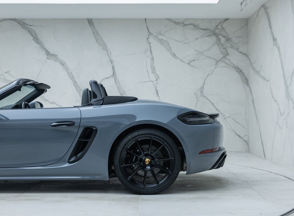 Used Porsche 718 BOXSTER GTS PDK for sale | Arctic Grey