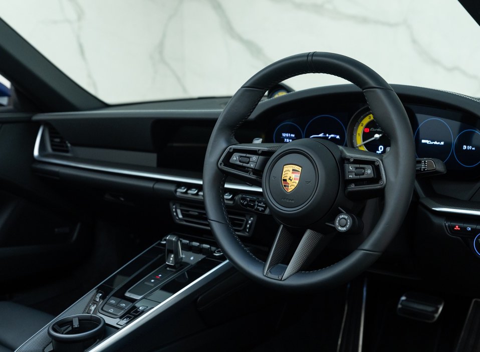 Used Porsche 911 Turbo S Cabriolet (992) for sale | Gentian Blue Metallic