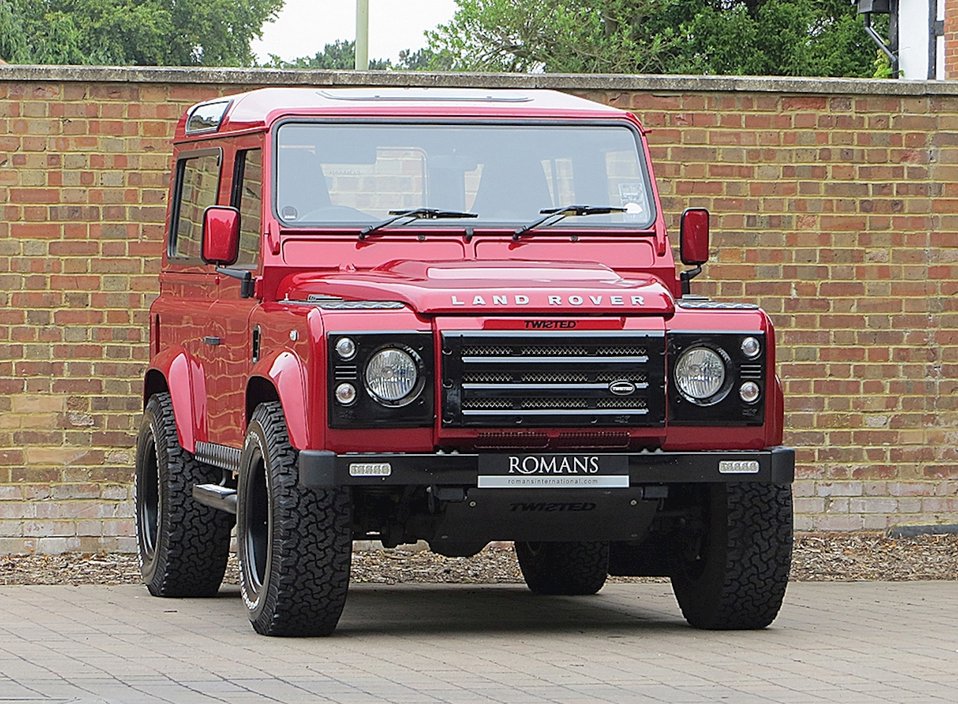 Used Land Rover Defender 90 XS for sale | Firenze Red
