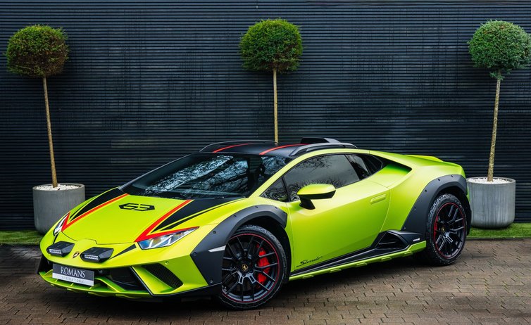 Used Lamborghini Huracan Sterrato for sale | Verde Citrea Matte
