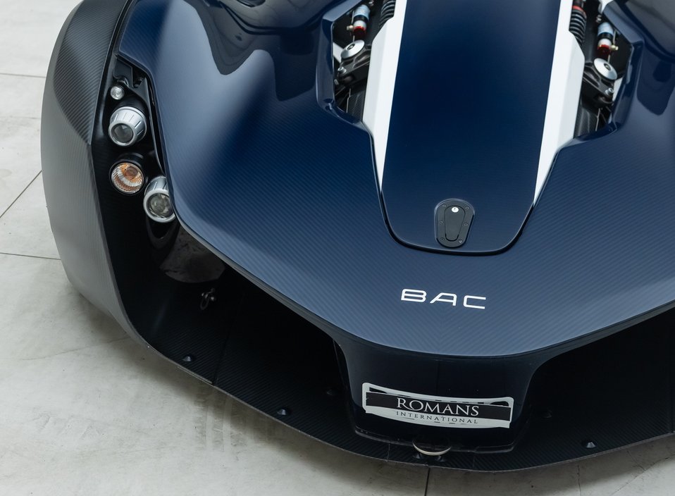 Used Bac Mono for sale | Blue Tinted Carbon & Pearlescent White