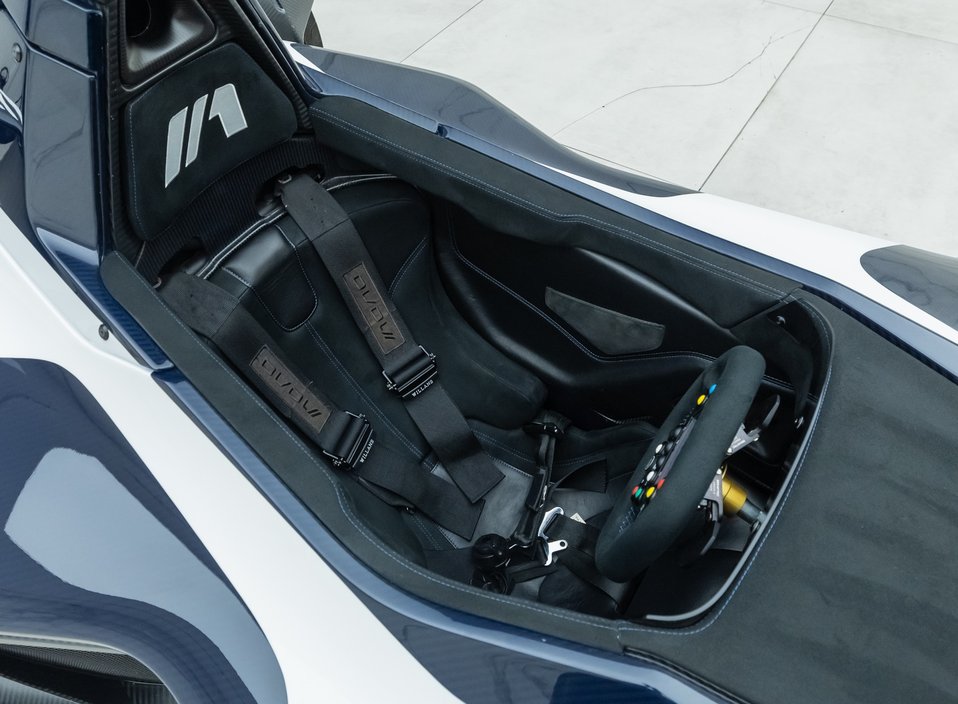 Used Bac Mono for sale | Blue Tinted Carbon & Pearlescent White