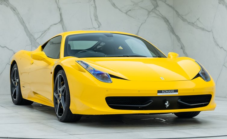 Used Ferrari 458 Italia for sale | Giallo Modena