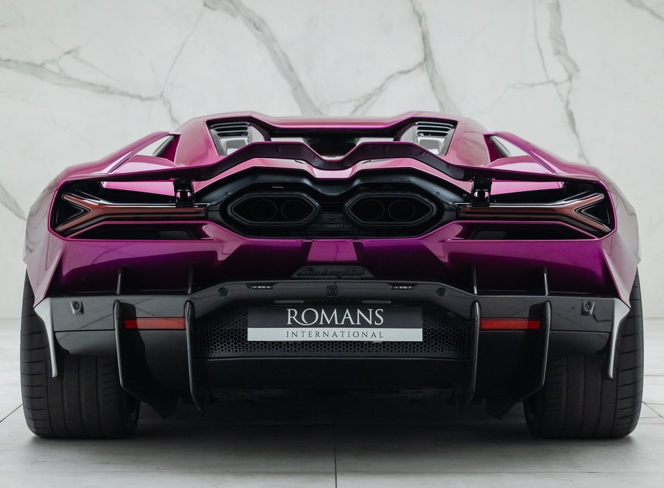 Used Lamborghini Revuelto for sale | Viola Bast