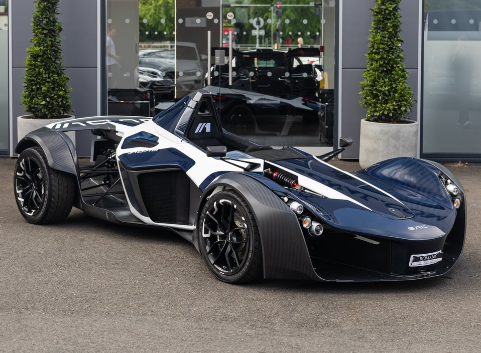 Used Bac Mono for sale | Blue Tinted Carbon & Pearlescent White