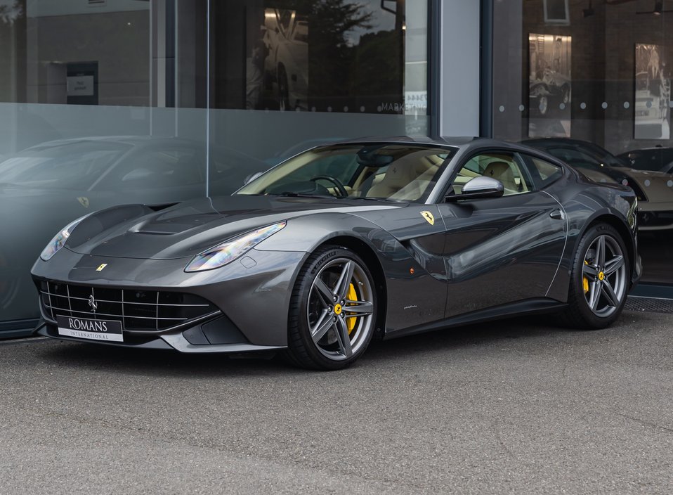 Used Ferrari F12 Berlinetta for sale | Grigio Silverstone