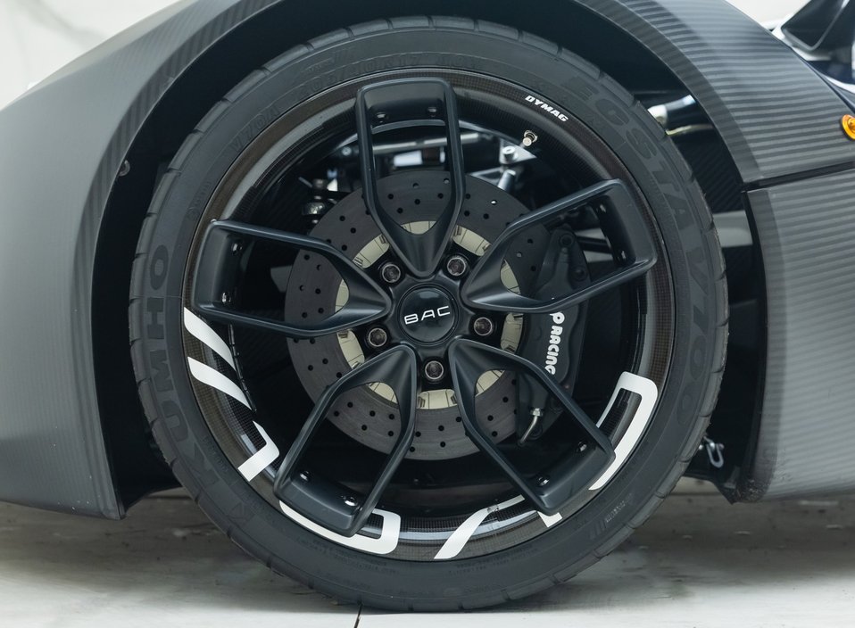 Used Bac Mono for sale | Blue Tinted Carbon & Pearlescent White