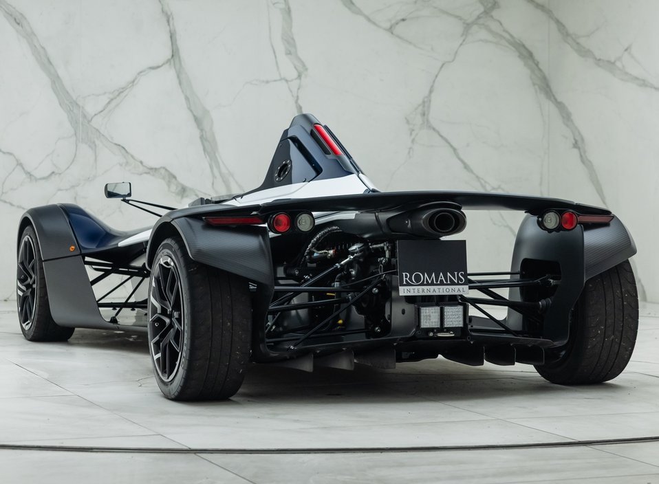 Used Bac Mono for sale | Blue Tinted Carbon & Pearlescent White