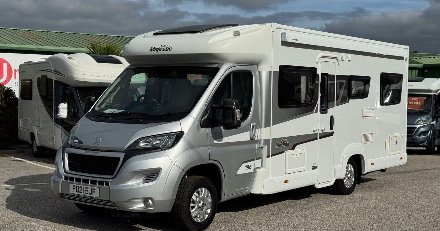 Used 2021 Elddis Majestic 196 for sale | AMC MotorCaravans